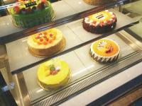 China Omni Directional Cake Display Refrigerator Marble Anticorrosive for sale