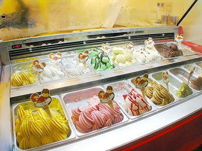 Cina Armadietto di esposizione anticorrosivo del gelato del piano d'appoggio 110L indipendente in vendita
