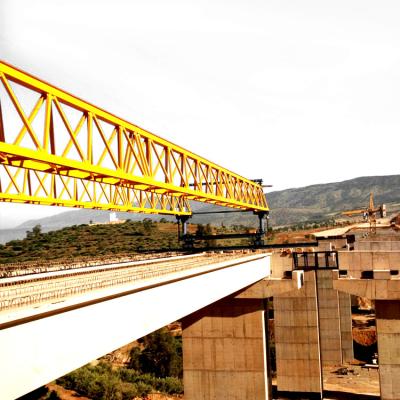 Cina Uso 5m/Min For Highway edificio di 100 Ton Girder Launcher Crane Railway in vendita