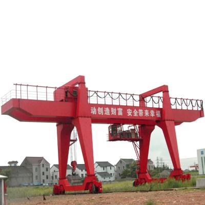 Cina Gru a cavalletto elettrica della gru 550KN con velocità di sollevamento 5-15M/MIN in vendita