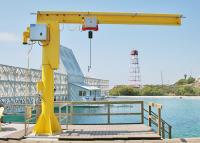 China Fixed Column Slewing Rotate 5 Ton Mobile Crane Lifting Equipment For Workshop for sale