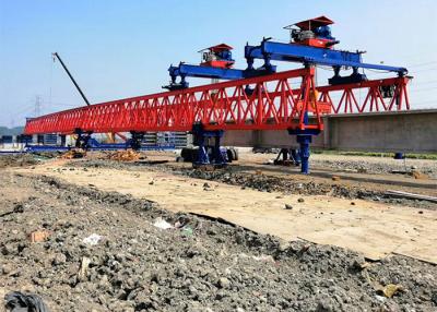Cina Trave di lancio d'acciaio durevole di Ton Bridge Beam Segmental Lifter della gru 100 in vendita