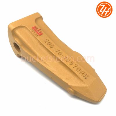 中国 SHANTUIの摩耗抵抗力がある205-70-19570 Pc200 Ex200 Sy215の石の掘削機のバケツの歯の重い装置小松 販売のため