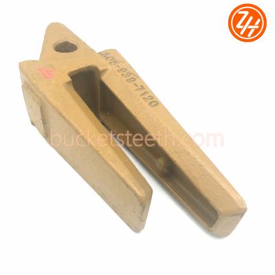 China 205-939-7120-30 PC200-de Antischuring van Graafwerktuigbucket teeth adapter Te koop