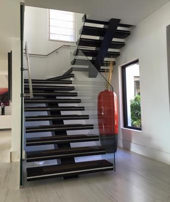 China Easy Installed Mono Stringer Staircase With Wood Step and Stainless Steel Railing for sale