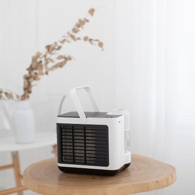 China Desk Cooling Mist Fan With LED Light Sprays 3 Wind Speeds Modes For Office Home for sale
