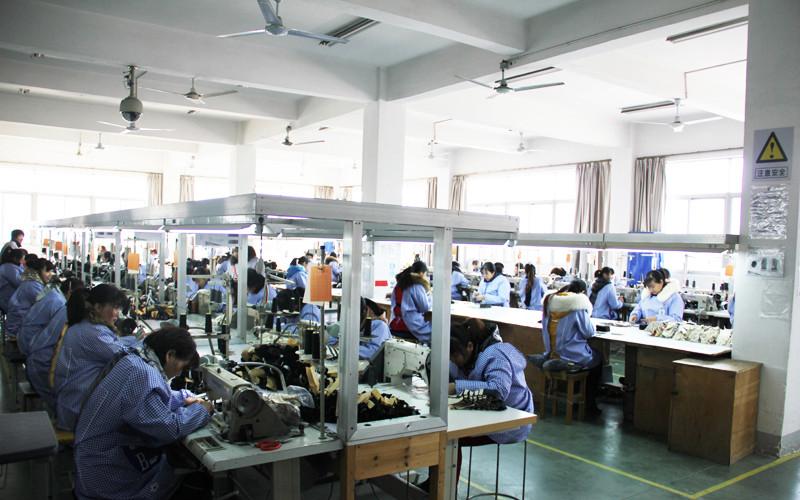 Fornitore cinese verificato - Yuexin (Wuxi) Apparel & Accessories Co., Ltd.