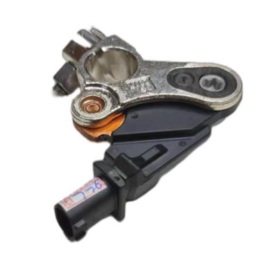 Cina Ricambi per auto T93 Sensore di modulo del filo negativo della batteria Per Peugeot 308 408 Citroen C4 OE 9804833280 9801031580 in vendita