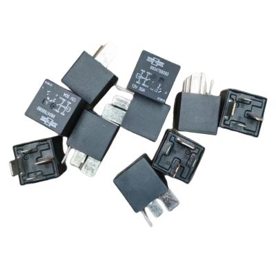 중국 자동차 부품 자동차 릴레이 301 5008 508L 308 C3XR C4AIRCROSS C5AIRCROSS 엘리세이 OE 9804768080 판매용