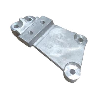 China Auto Parts M43 Transmission Aluminum Bracket For Peugeot 2008 Citroen C3XR C4AIRCROSS OE 9805925180 for sale
