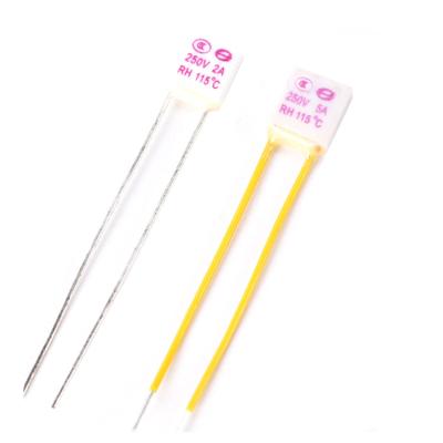 Cina Il taglio termico di collegamento di JF 250V 2A 3A 140C fonde il colpo non Resettable in vendita