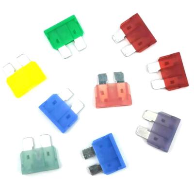 Cina la lama automobilistica 48V fonde ATO Standard Car Fuses Nylon PA66 10A in vendita