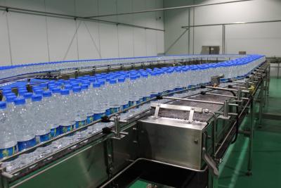 Китай Чистое оборудование воды 15000BPH 54000 BPH дуя заполняя покрывая продается
