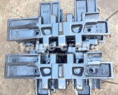 China Casting track shoe for Sany crawler crane  SCC2600A good quality undercarriage spare parts. for sale