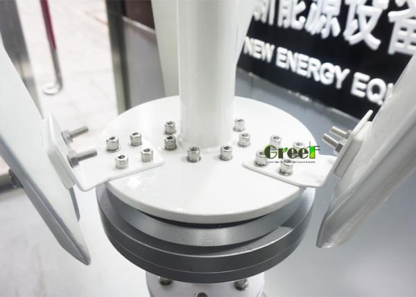 Quality 20-Year Life Time Vertical Shaft Wind Turbine Sustainable And Safe Solution For for sale