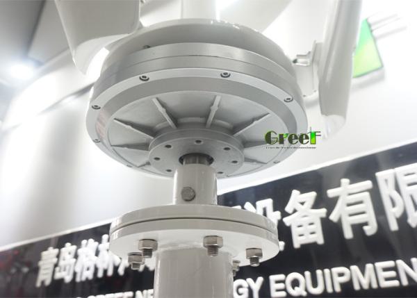 Quality 20-Year Life Time Vertical Shaft Wind Turbine Sustainable And Safe Solution For for sale