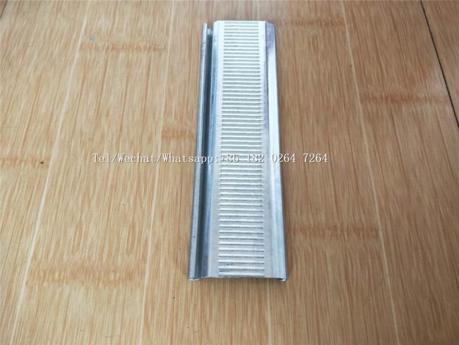 Embossing Pattern Steel Roller Shutter Door Strip 