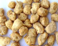 China Low-Temperature Soy Flakes Based Soya Bean Chunks Making Machine with ABB Motor Control for sale