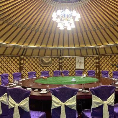Cina Decorazione in bambù Tenda geodetica a cupola Cornice in acciaio verniciata Yurt mongola resistente al calore in vendita