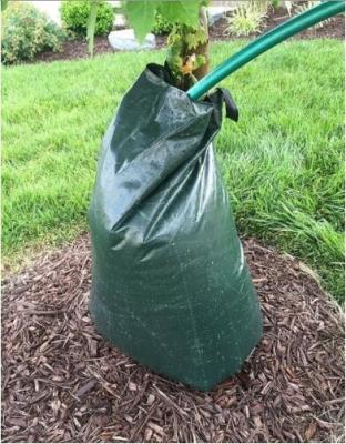 Cina Sacchetti per alberi autoirrigabili da 35 galloni, sacchetti per alberi da giardino e da strada ad irrigazione lenta in vendita