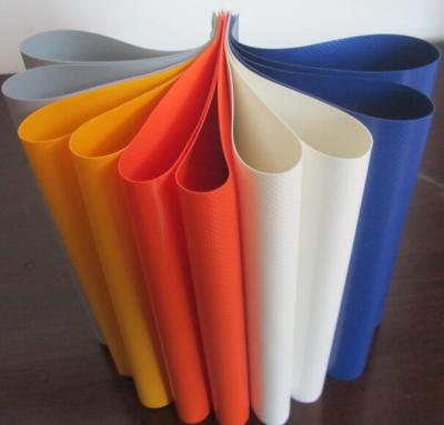 Cina Disegno su misura Coperture di attrezzature impermeabili Rivestimento laminato per camion Coperture di attrezzature esterne in vendita