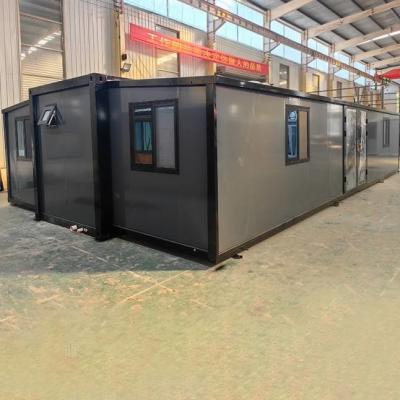 China 3 bedrooms expandable prebuilt container homes 40ft size for sale