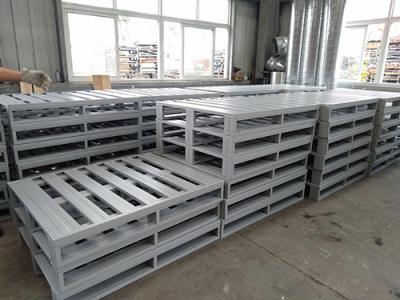 Cina Customized And Foldable Steel Pallet Cages For Easy Transportation in vendita