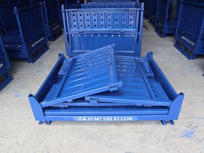 Cina Steel Lift Customizable Pallet Stackable Distillers Storage Bin For Scrap 1.5 Ton Load in vendita