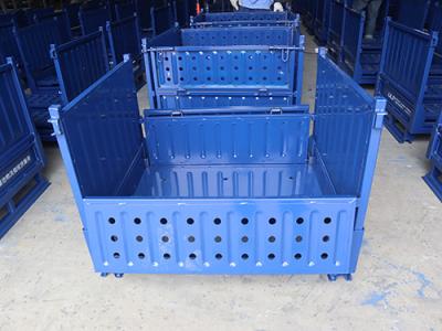 Cina Steel Lift Customizable Pallet Stackable Distillers Storage Bin For Scrap 1.5 Ton Load in vendita