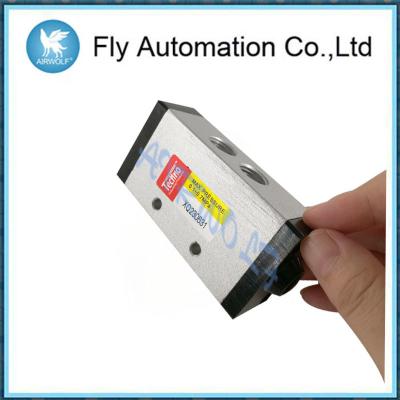 China 3/2 Way Pneumatic Manual Valve Aluminium Alloy Material G1/4 G1/8 G3/8 Port for sale