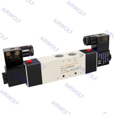 Cina Valvole solenoidi pneumatiche a bassa pressione di lega di alluminio 4V310-10 4V320-10 4V330-10 con pressione di funzionamento da 0,15 a 0,8 MPa per 1/4", 3/8" in vendita
