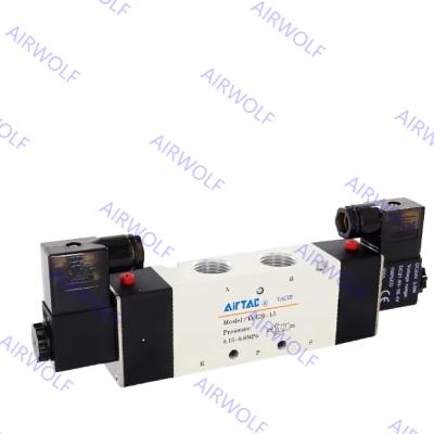 Cina 4V400 Serie AIRTAC Lega di alluminio 5/2 via, 5/3 via Valvole solenoide elettriche 1/2" Port Size con 0.15 ~ 0.8MPa pressione di funzionamento e -20 ~ + 70 °C gamma di temperatura di lavoro in vendita