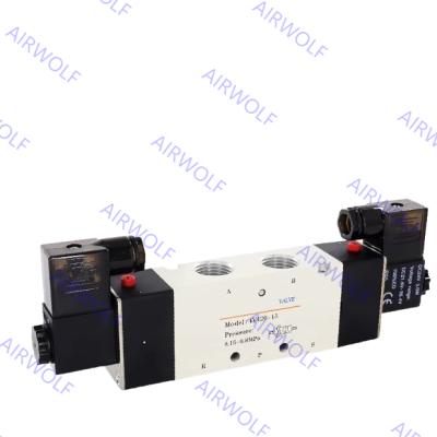 Cina 4V400 Serie AIRTAC Lega di alluminio 5/2 via, 5/3 via Valvole solenoide elettriche 1/2" Port Size con 0.15 ~ 0.8MPa pressione di funzionamento e -20 ~ + 70 °C gamma di temperatura di lavoro in vendita