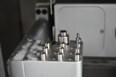 Cina Fresatrice dentale a 5 assi a umido Yucera Yrc 6x per disilicato di litio e compositi in vendita