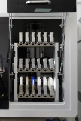 Cina YUCERA Dental CAD/CAM Macchina di Fresatura e Intaglio Automatica con Cambio Automatico 18 Cassetti per Laboratorio Odontotecnico YRC-9 Pro, Fresatrice a 5+4 Assi in vendita