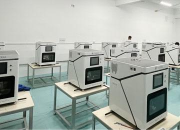 Cina Fresatrice ad alta velocità Yucera per la lavorazione di blocchi in zirconia per laboratori odontotecnici in vendita