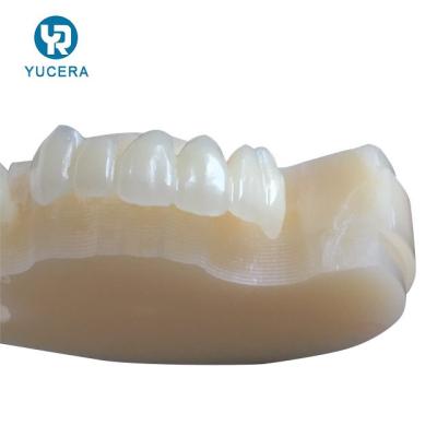 China 10mm - 25mm Dental PMMA Blocks Denture Restoration Multilayer PMMA Disc for sale
