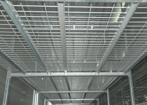 Quality Durable Outdoor Mushroom Greenhouse Customized Length For Efficient Space for sale