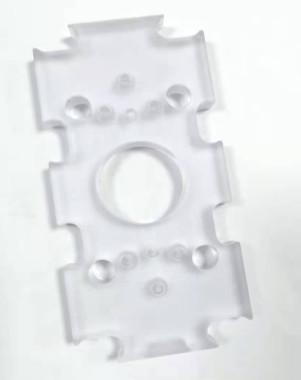 Cina Le parti di macinazione di giro antinvecchiamento di CNC, d'espulsione stampaggio ad iniezione le parti di plastica in vendita