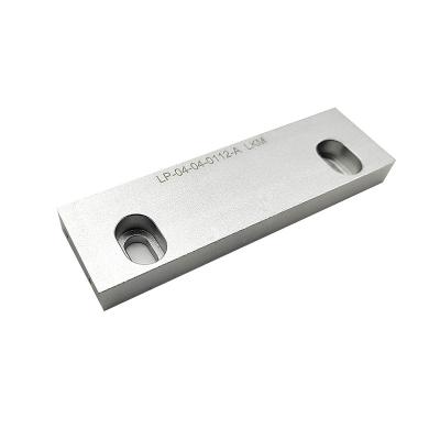 China CNC metalworking milling stainless steel brass aluminum titanium CNC turning machine parts Te koop