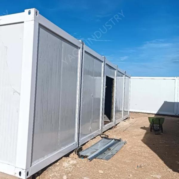 Quality Prefabricated Flat Pack Portable Buildings House For Construction Camp 20ft for sale