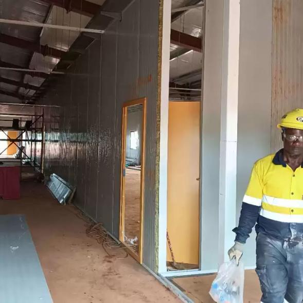 Quality Prefabricated Flat Pack Modular Accommodation Block Waterproof Labor Camp Clinic for sale