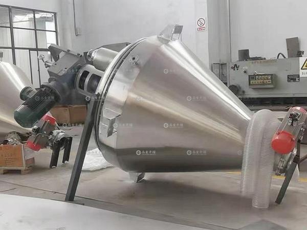 Quality Agitator Vacuum Drying Machine 1600Kg - 2400Kg Rotary Vacuum Dryer for sale