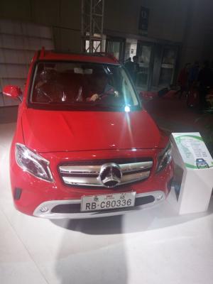China Most Popular Closed Electric Passenger Car With Electric Car Conversion Kit for sale