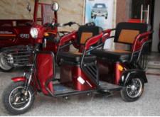 China 2100*780*1060mm Mini  Electric Passenger Tricycle / 3 Wheel Electric Tricycle for sale