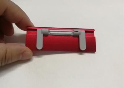 China El nombre de encargo del empleado del vodafone marca la impresión de la insignia con etiqueta de nombre con la fábrica del perno de seguridad en venta