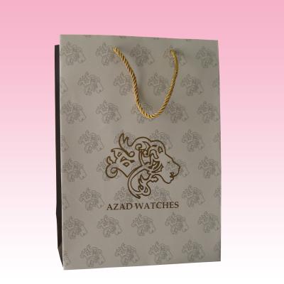 China custom recyclable paper shopping bags with hot stamping logo wholesale supplier for sale