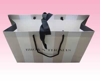 China custom recycled paper bags packaging for Jeans with eyelet manufacturer for sale