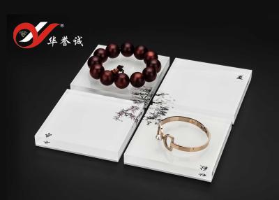 China Square Acrylic Jewelry Display Set Of 4 With Flower For Jewelry Display for sale