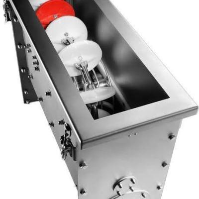 China Heavy Duty Chain Conveyor Machine , Enclosed Industrial Chain Conveyor With Dust Tight Sealing for sale